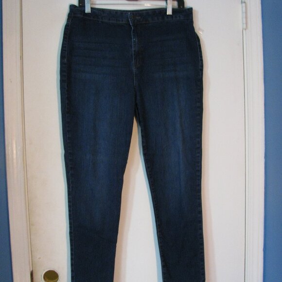 Signature Studio | Jeans | Signature Studio Jeans Plus Size 6 Carbon ...